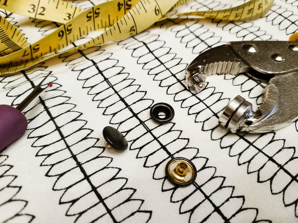 How to make roll-up curtains for a skoolie or RV - Tidy Mo