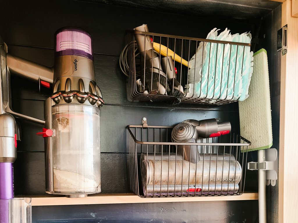 6 simple steps to keep your skoolie organized - Tidy Mo