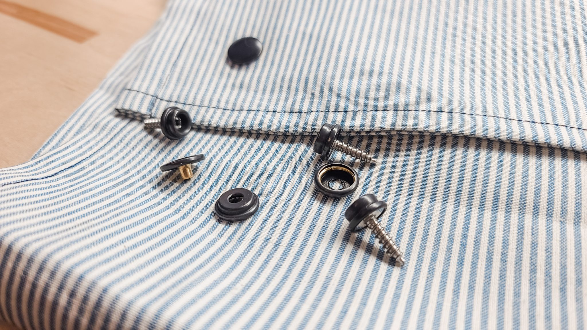 How to attach snaps to fabric - Tidy Mo