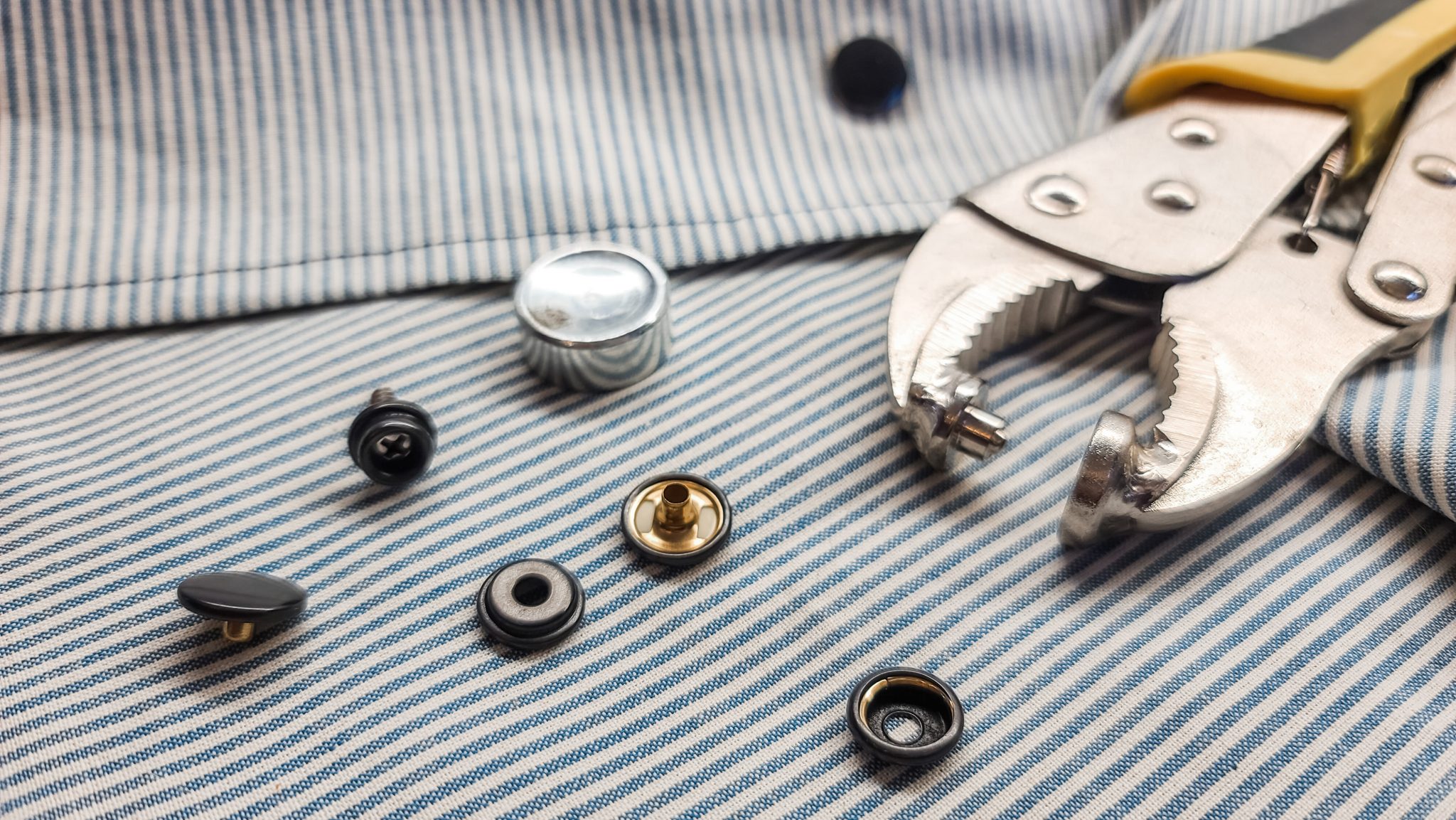 How to attach snaps to fabric - Tidy Mo